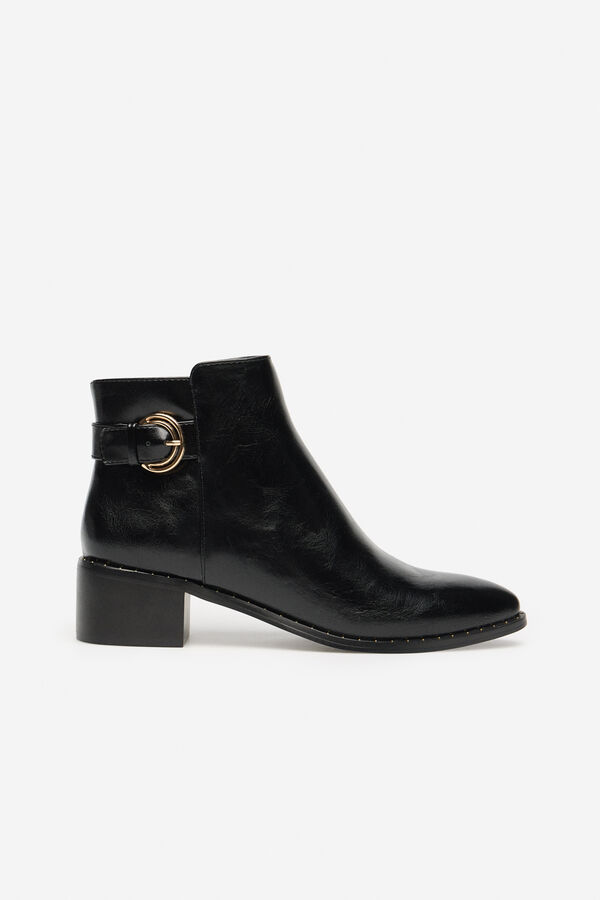 Botín bajo | Ofertas en botines de mujer | Fifty Outlet