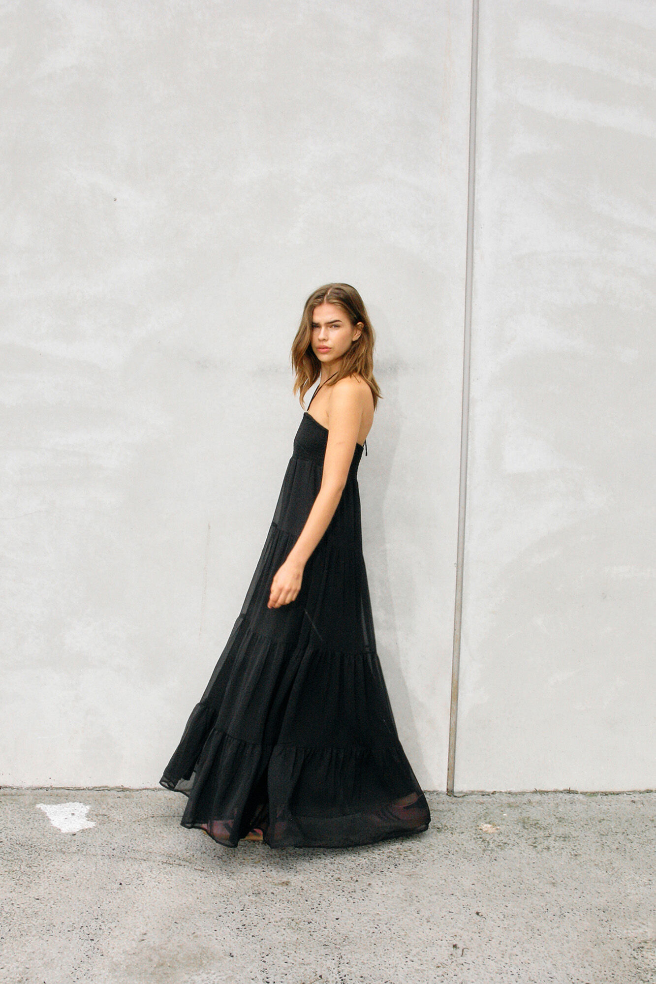 Vestido longo e esvoaçante Maya Bee | Ofertas em vestidos de mulher ...