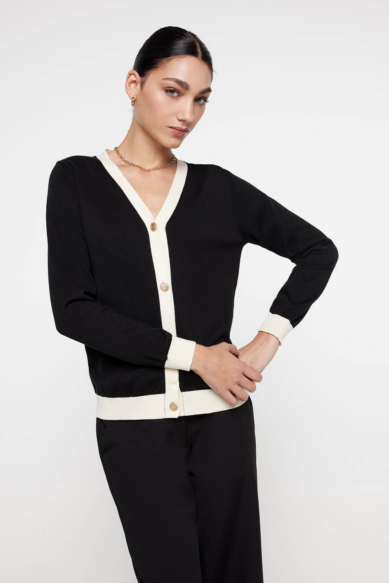 Cardigan Bicolor Botones | Ofertas en cárdigans de mujer | Fifty Outlet