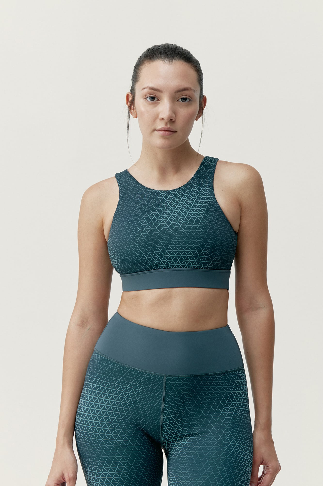 Topo Yuto Slate/Artic | Ofertas em soutiens desportivos de mulher ...