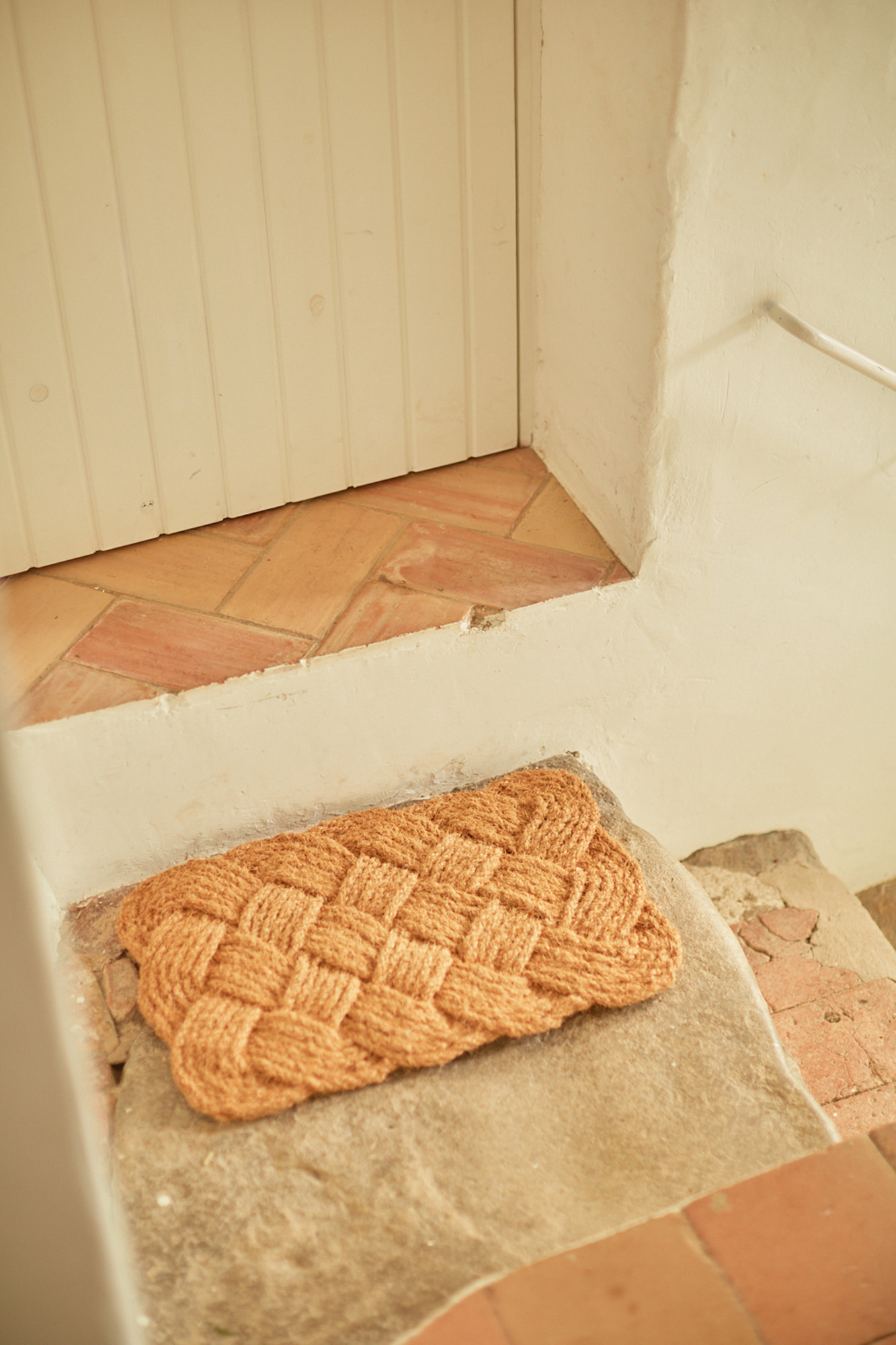 Capacho com efeito trançado de fibra de coco marina | Ofertas em têxtil ...